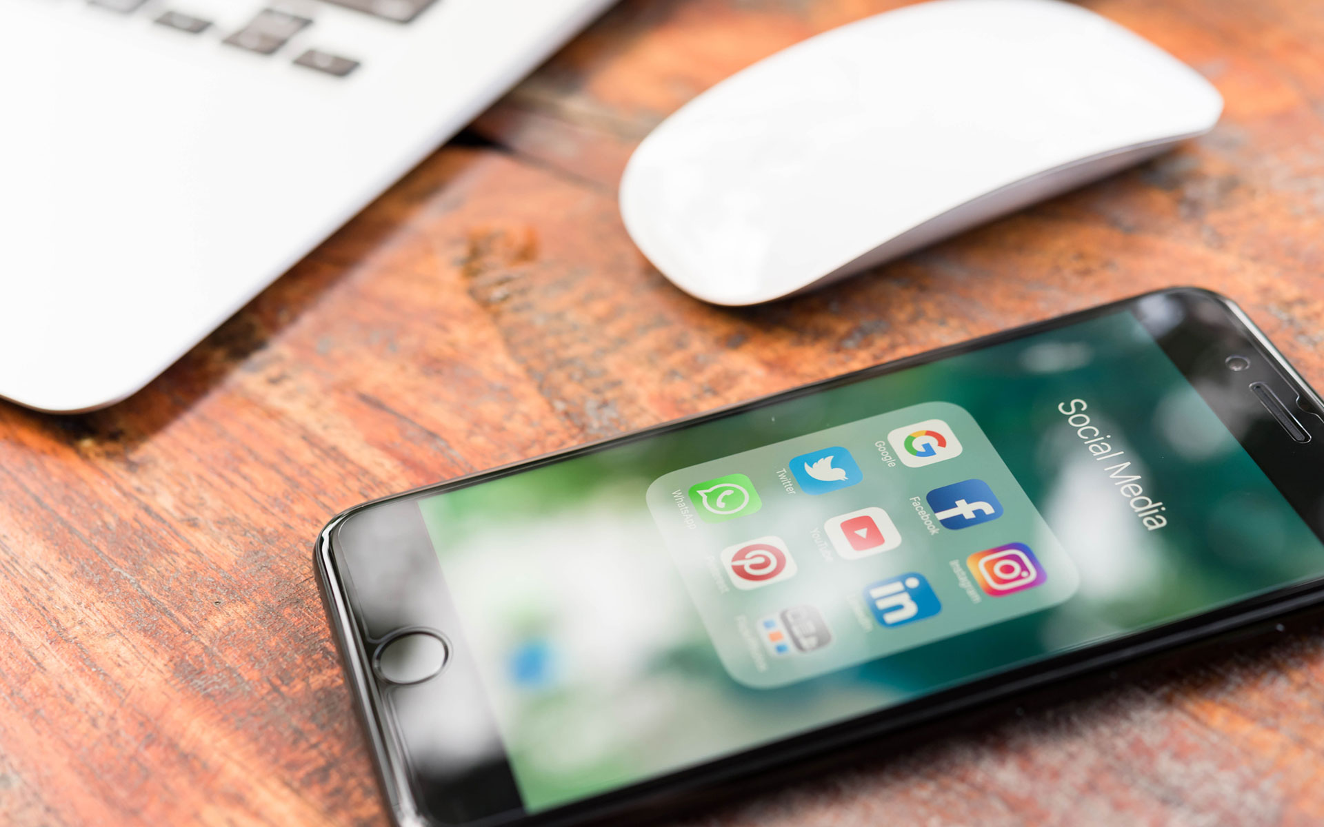 Social Media Setup (SMS) and Marketing (SMM) | 1iDesigns